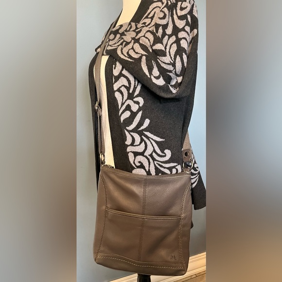 The Sak | Bags | The Sak Gray Leather Crossbody Purse W Pockets On ...